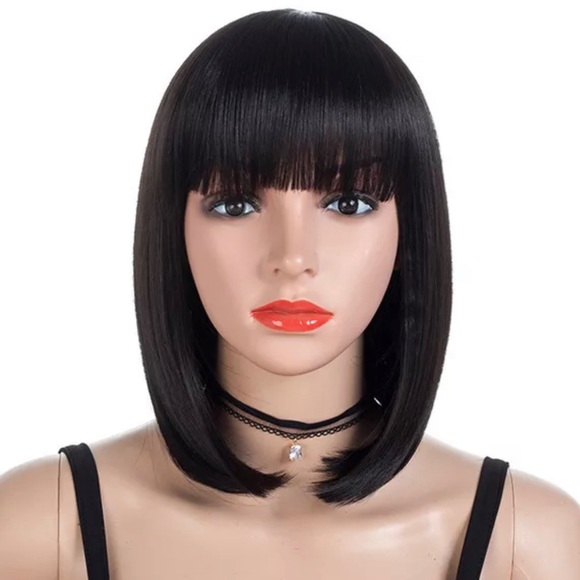 Amy Rey | Accessories | Black 2 Bob Heat Resistance Wig With Bangs ...